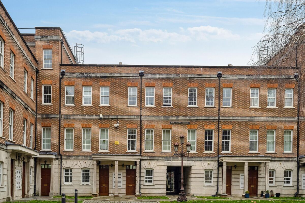 flat to rent in King Henry Terrace, The Highway, London, E1W ...