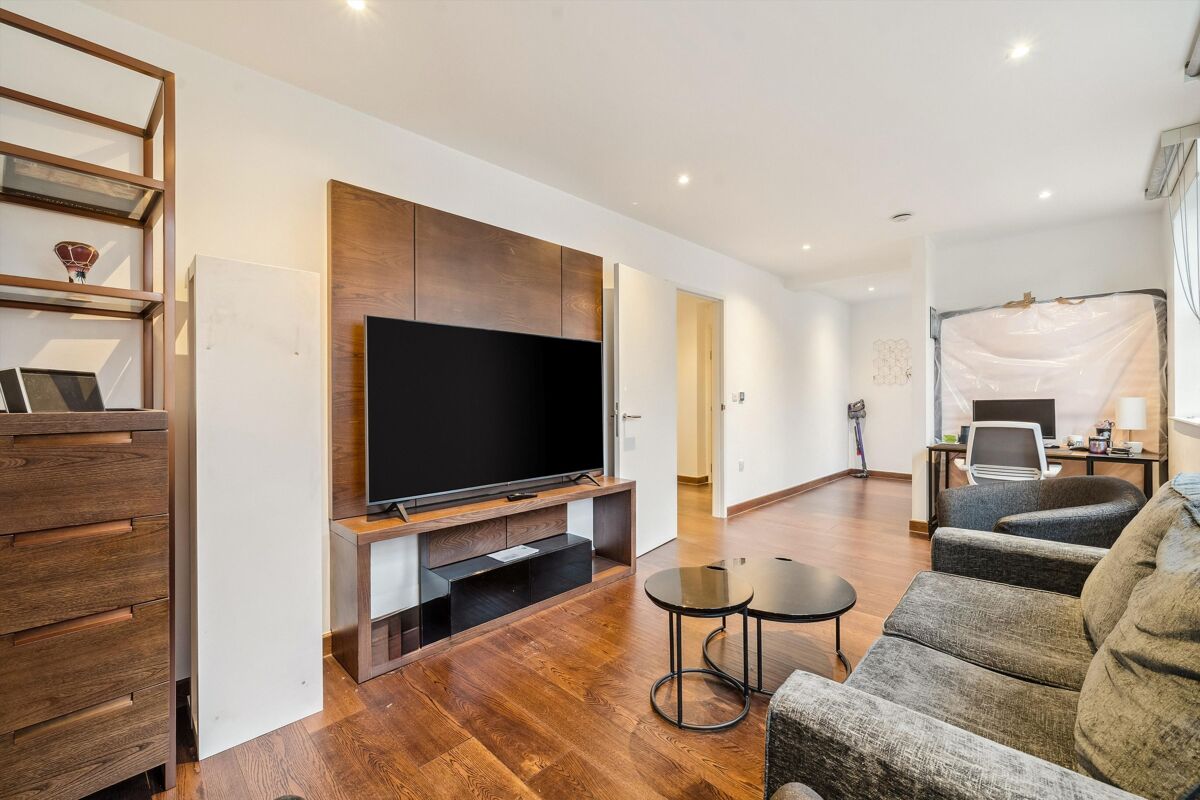 flat to rent in King Henry Terrace, The Highway, London, E1W ...