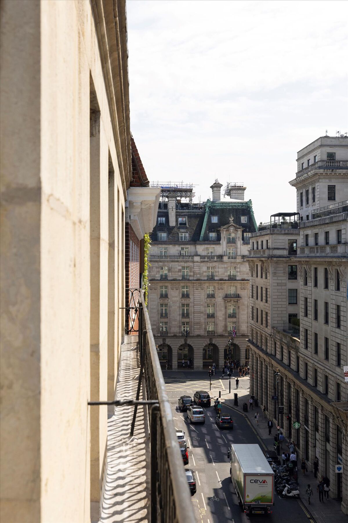 flat for sale in Berkeley Street, London, W1J - WER012299626 | Knight Frank