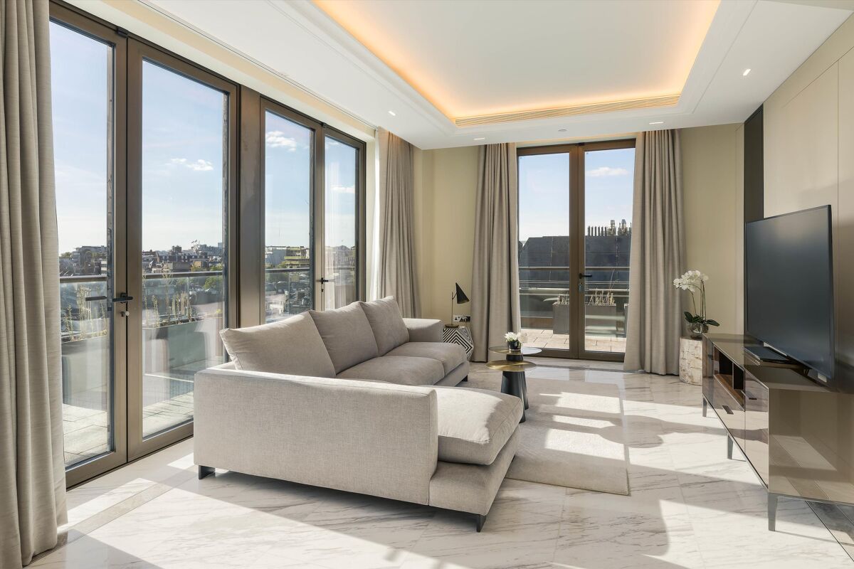 penthouse for sale in Clarges Street, Mayfair, London, W1J ...