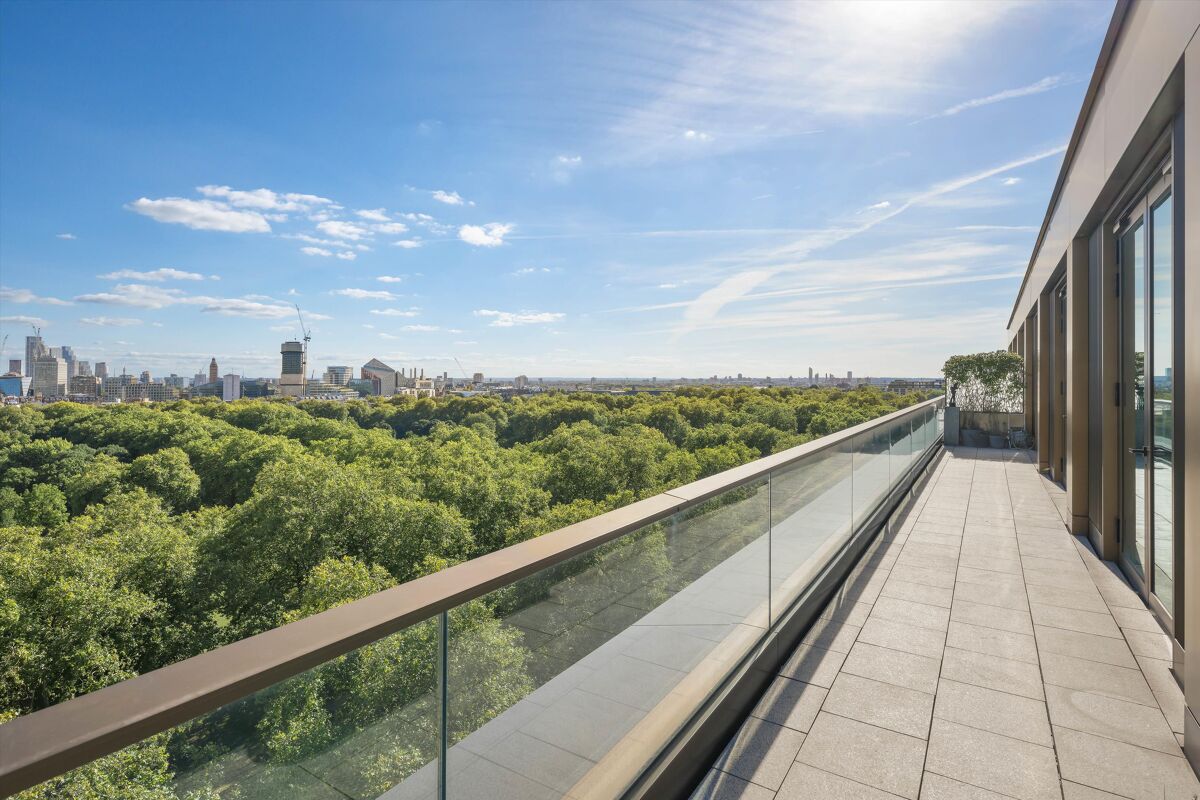 penthouse for sale in Clarges Street, Mayfair, London, W1J ...