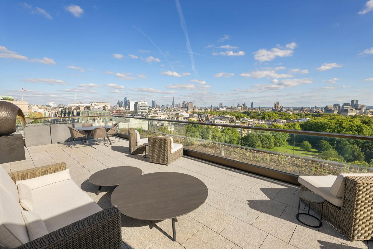 penthouse for sale in Clarges Street, Mayfair, London, W1J ...
