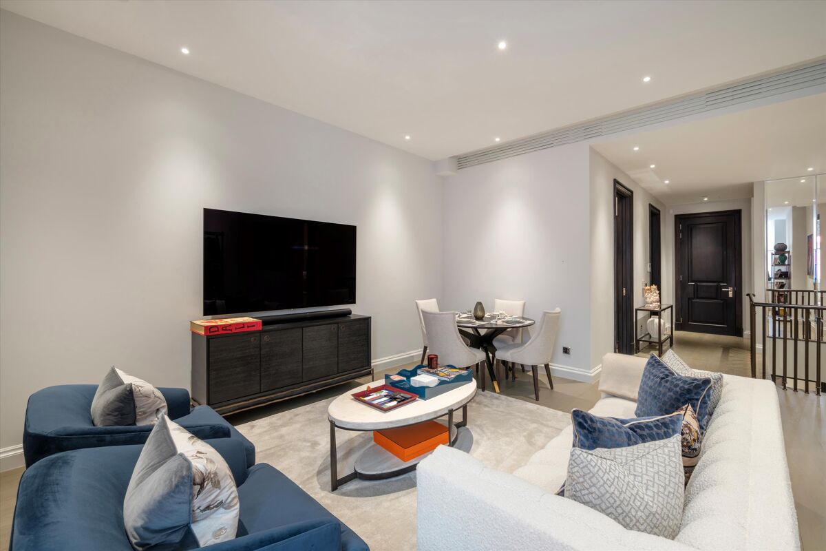 flat for sale in Grosvenor Square, London, W1K - wer012599688 | Knight ...