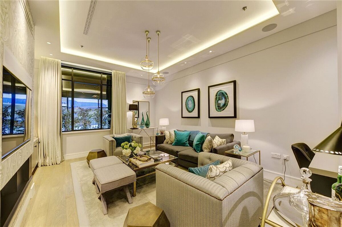 flat for sale in Ryger House, 11 Arlington Street, St James's, London ...