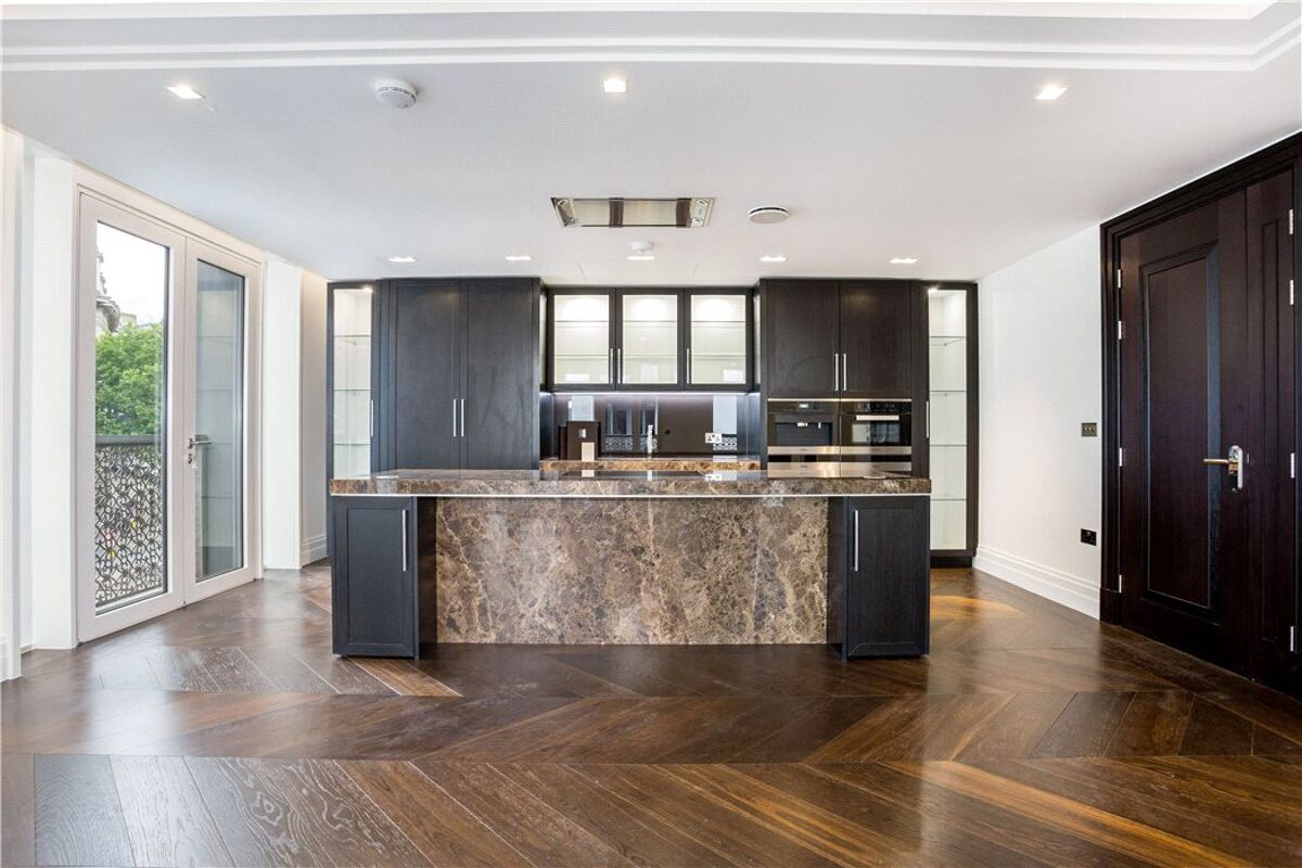 development for sale in Strand, London, WC2R - wer170047 | Knight Frank