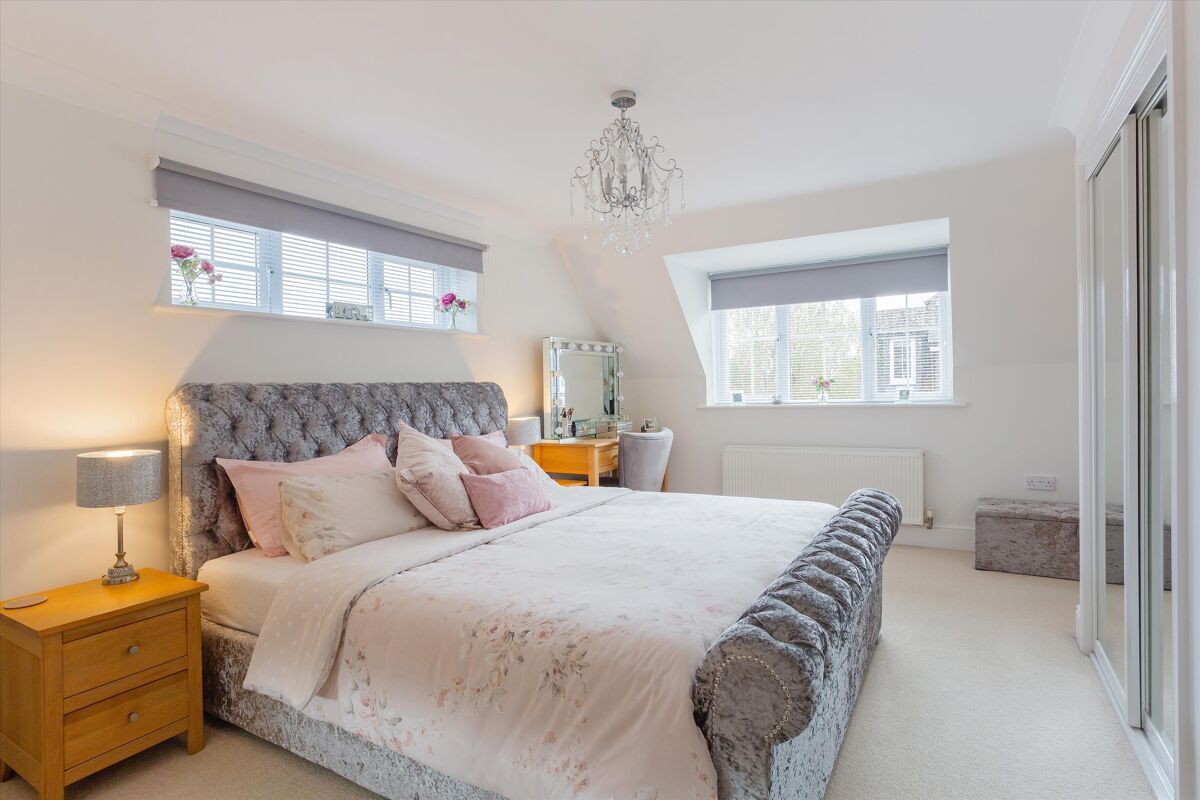 house for sale in Cold Ash Hill, Cold Ash, Thatcham, Berkshire, RG18 ...