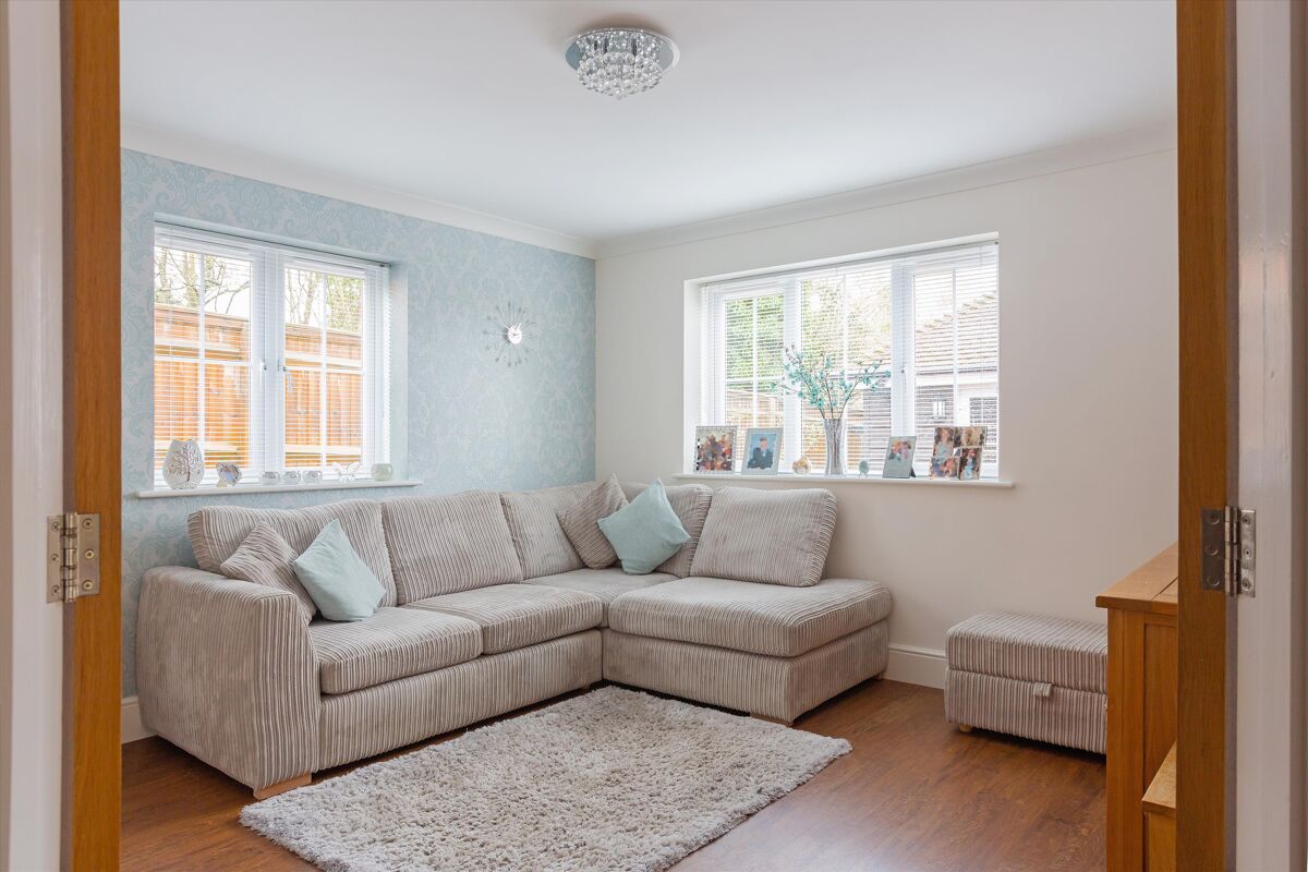 house for sale in Cold Ash Hill, Cold Ash, Thatcham, Berkshire, RG18 ...