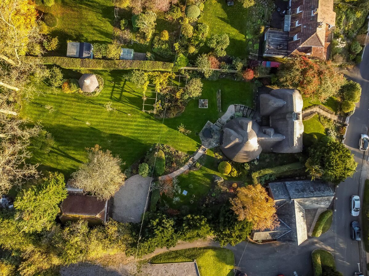 house for sale in Crawley, Winchester, Hampshire, SO21 - win012268493 ...