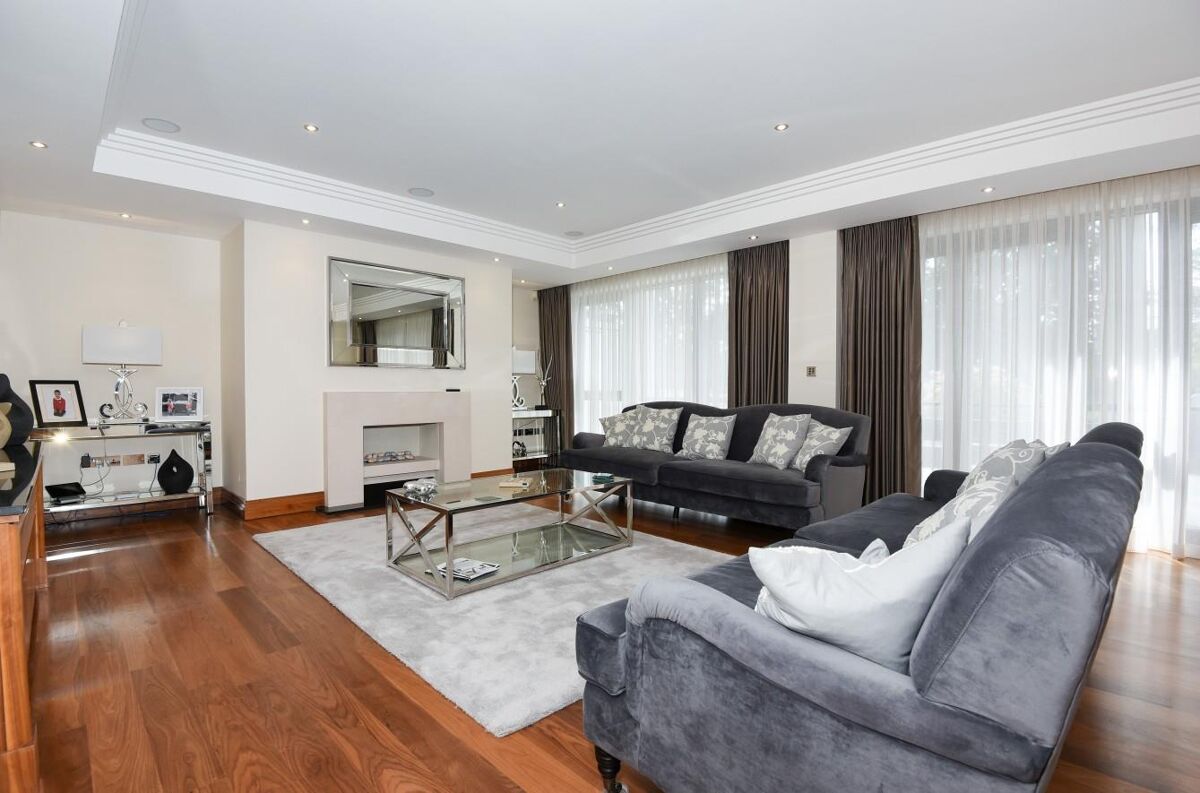 flat to rent in Charters Garden House, Charters Road, Ascot, Berkshire ...