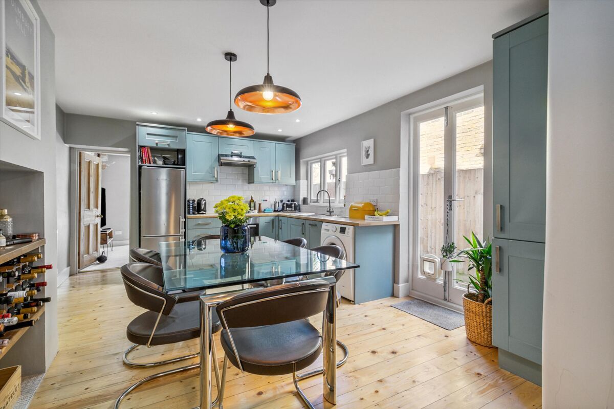 flat for sale in Boundaries Road, London, SW12 - WND012043266 | Knight ...