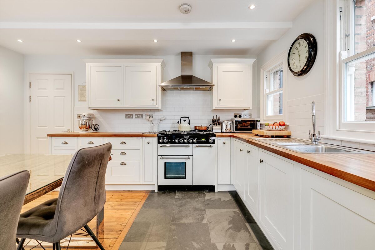 flat for sale in Western Lane, London, SW12 - wnd012091732 | Knight Frank