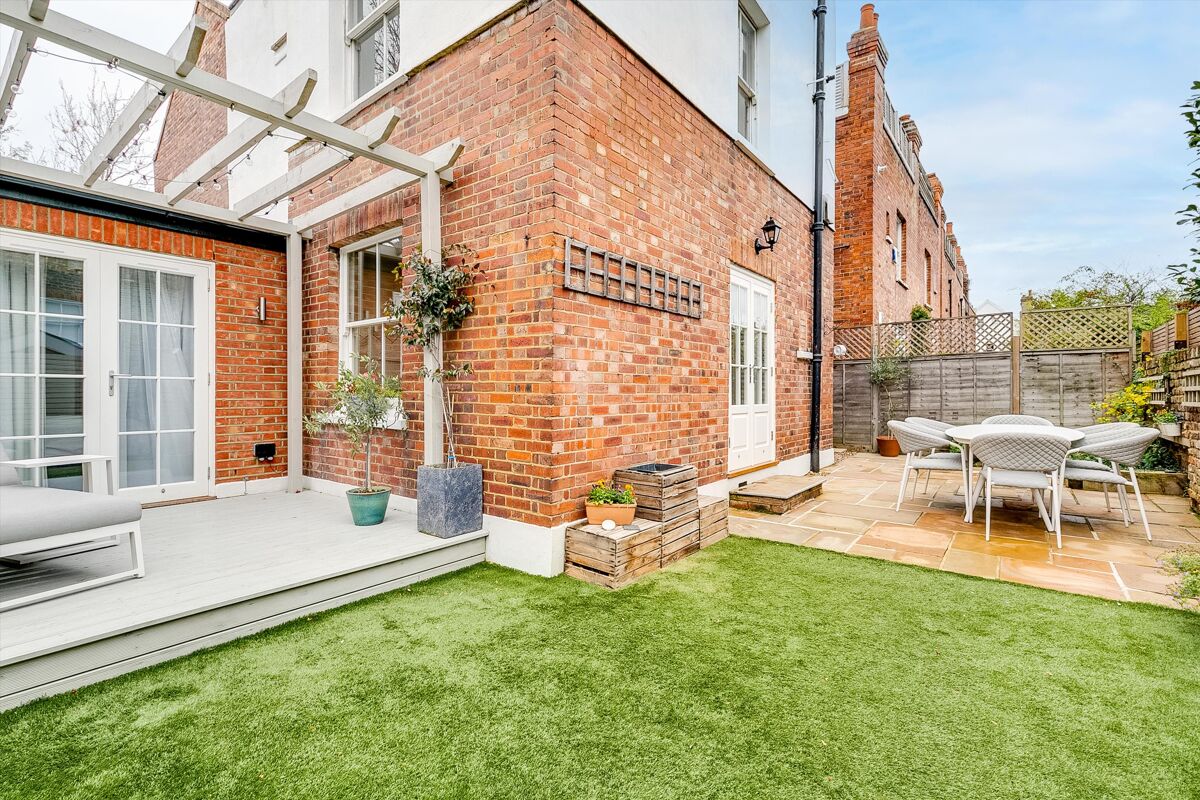 flat for sale in Western Lane, London, SW12 - wnd012091732 | Knight Frank