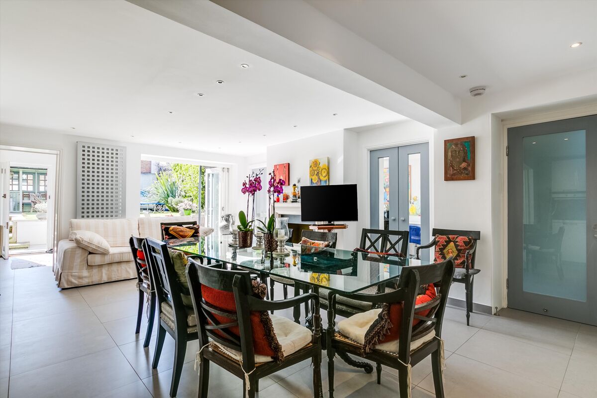 house for sale in Fentiman Road, London, SW8 - WND012177029 | Knight Frank