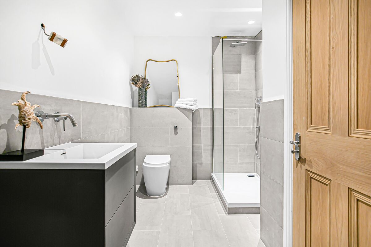 house to rent in Killieser Avenue, London, SW2 - wnq012562222 | Knight ...