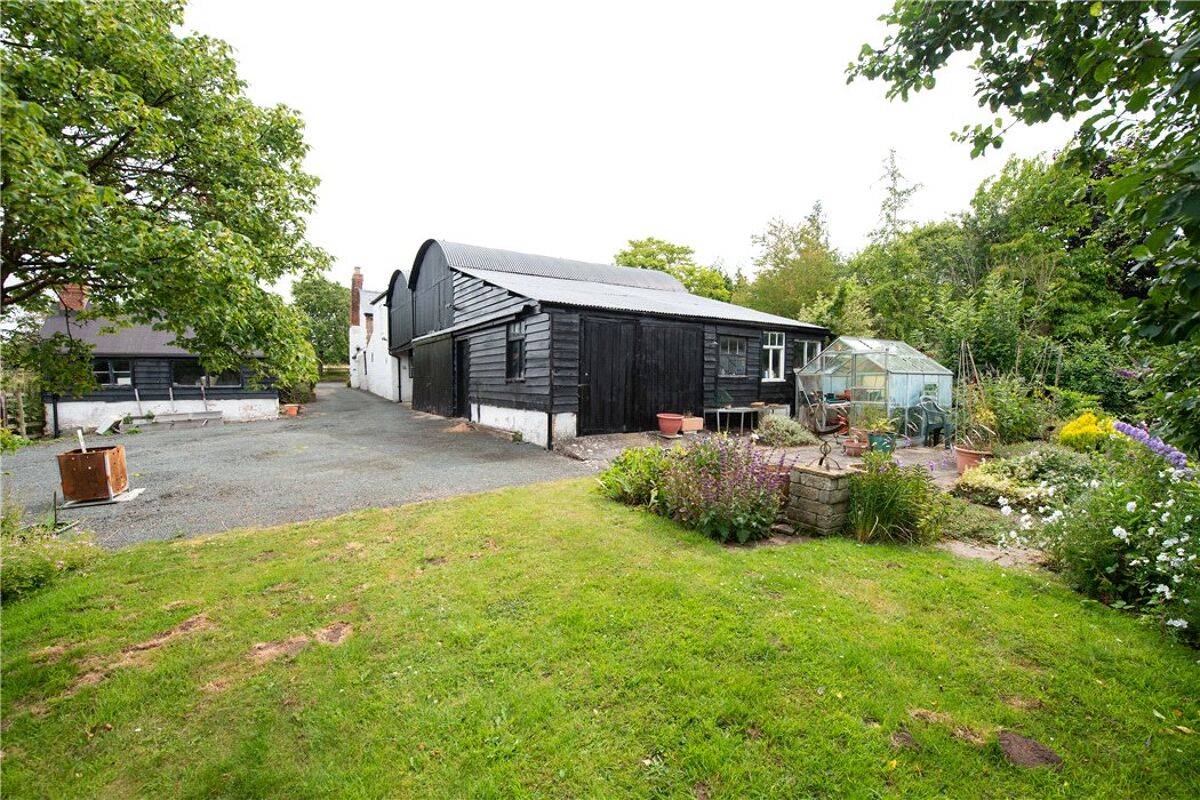 house for sale in Docklow, Leominster, HR6 - WRC180301 | Knight Frank